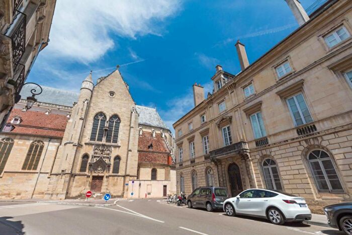 Appartement à vendre - Dijon, Centre-ville - 6 pièces - 4 chambres