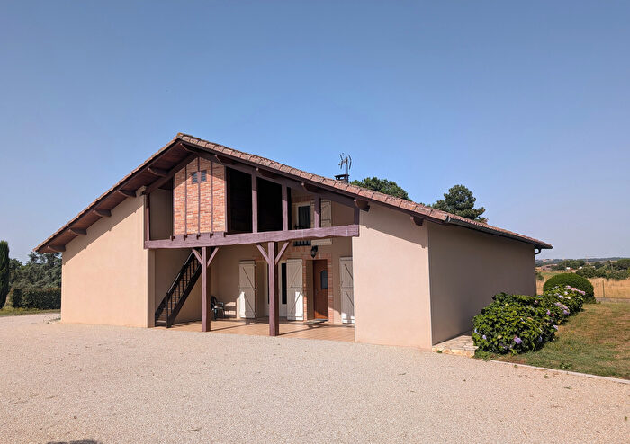 Maison 6 pièces à Savenès, à vendre