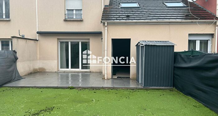 Villeneuve-Saint-Georges, Fort : Maison 4 pièces à vendre