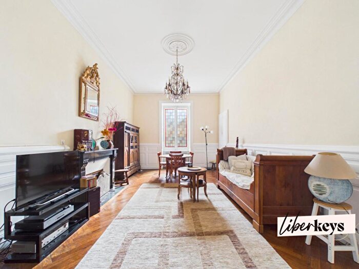 Appartement 5 pièces à vendre à Nantes, Centre-ville