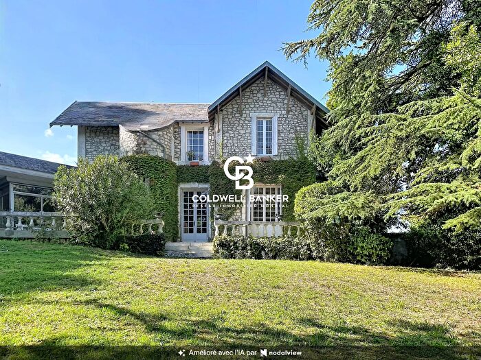 Maison 10 pièces à Saintes, La Gare, Sébastien de Brouard, La Fenêtre, à vendre