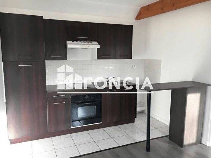 Appartement à louer - Route de Verneuil, Les Mureaux - 2 pièces - 1 chambre