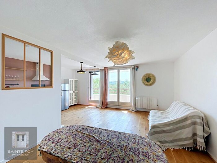 Appartement 2 pièces à Sainte-Foy-lès-Lyon, La Gravière, Les Balmes, à louer