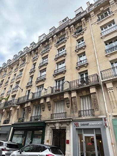 Appartement à louer - Paris e , Bel-Air, Sud - 3 pièces - 1 chambre