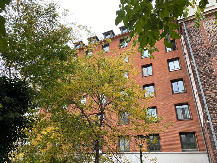 Appartement à vendre - Quartiers Ouest, Bourg lEvesque - 1 pièce - 1 chambre