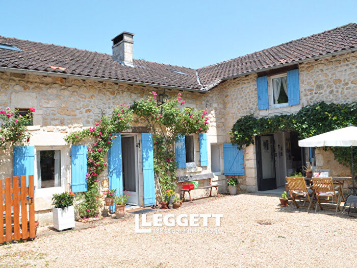 Maison à vendre - Brantôme - 5 pièces - 3 chambres