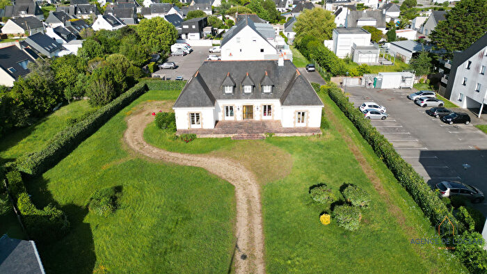 Maison 8 pièces à vendre à Étel