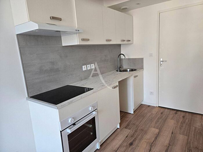 Appartement 2 pièces à Centre Ville, Carmaux, à louer