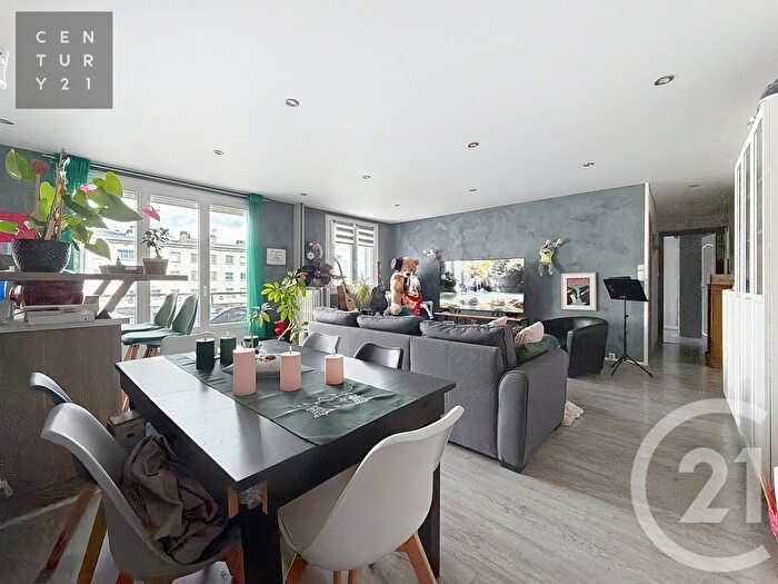 Appartement à vendre - Troyes, Gare - 3 pièces - 2 chambres