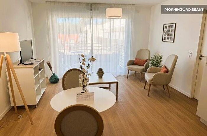 Appartement à louer - Roquebrune-sur-Argens - 1 pièce