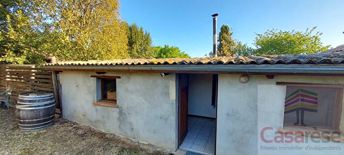 Maison à vendre - Le Burgaud - 3 pièces - 1 chambre