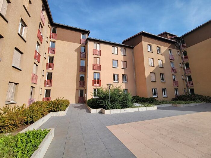 Appartement 2 pièces à Le Puy-en-Velay, Centre-ville, à louer