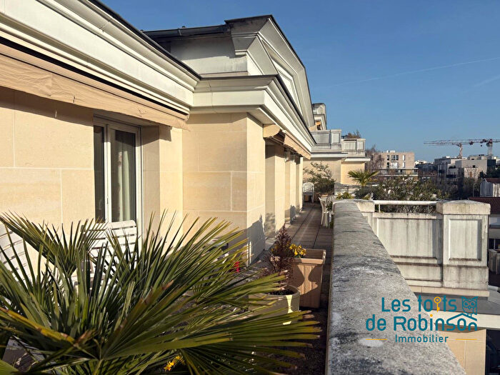 Appartement à vendre - Le Plessis-Robinson - 7 pièces - 5 chambres