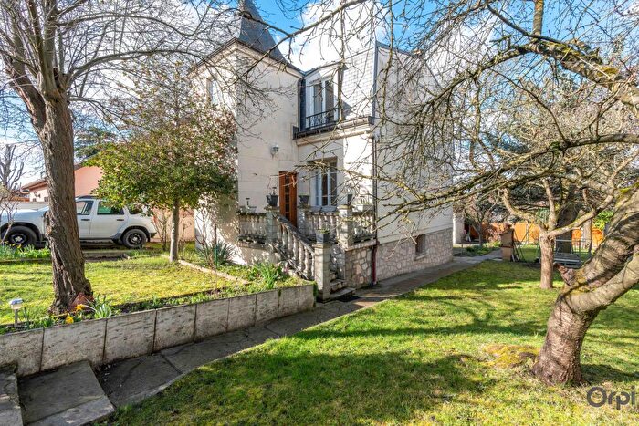 Maison à vendre - Champigny-sur-Marne, Le Plateau - 6 pièces - 5 chambres