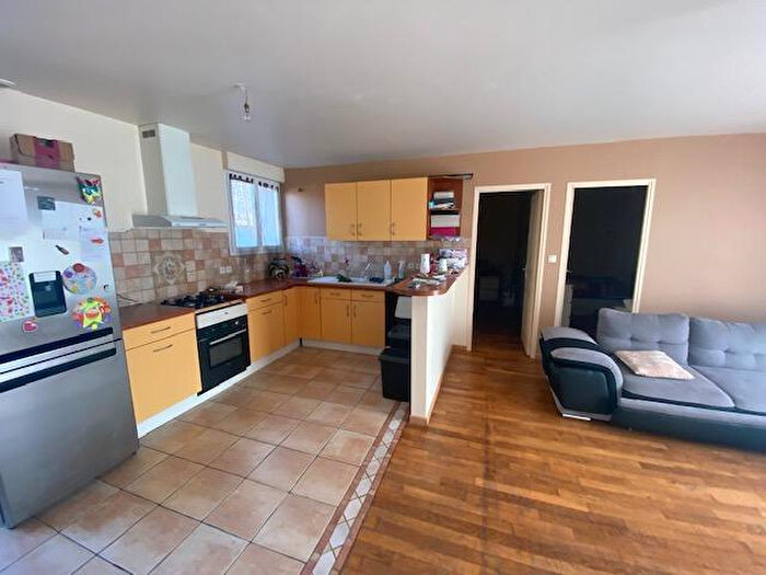 Appartement 4 pièces à louer à Saint-Côme-d'Olt
