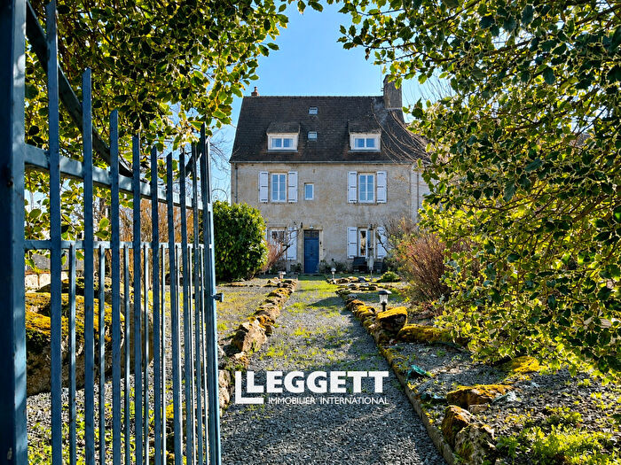 Châtelus-Malvaleix : Maison 8 pièces à vendre