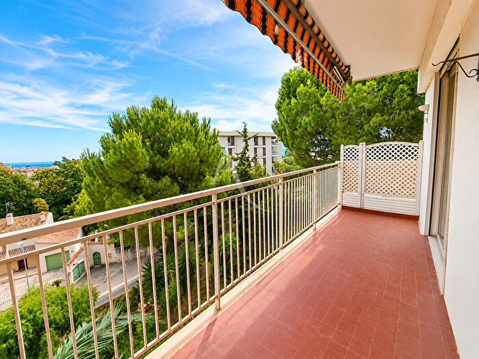 Appartement 3 pièces à vendre à Cagnes-sur-Mer, Le Vallon des Vaux, La Campanette, Montaleigne