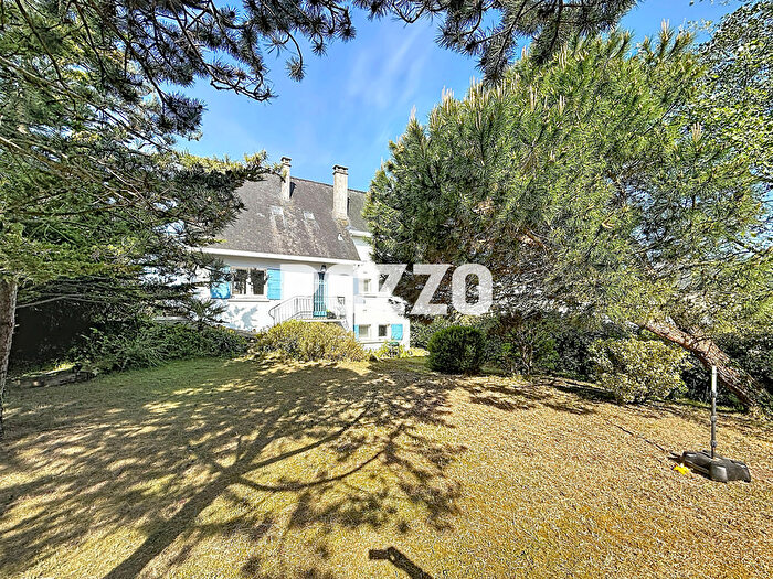 Jullouville - Maison 8 pièces à vendre