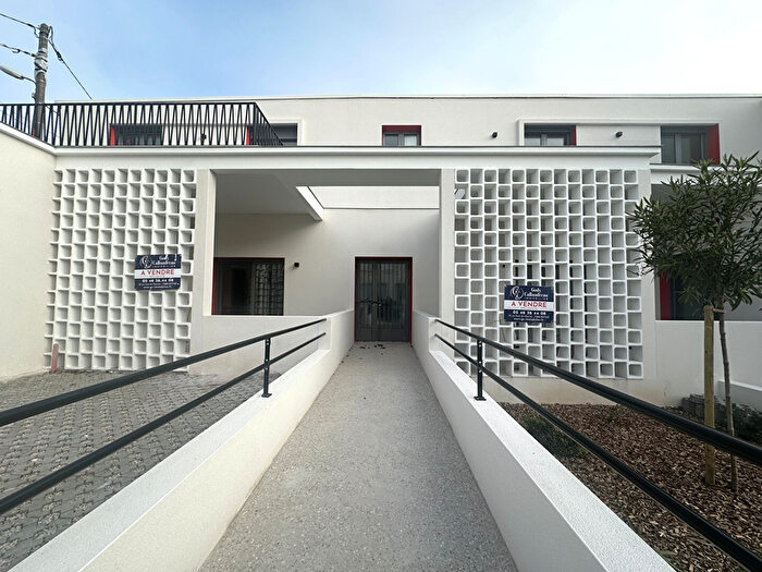 Appartement à vendre - Royan, Centre-ville - 4 pièces - 3 chambres