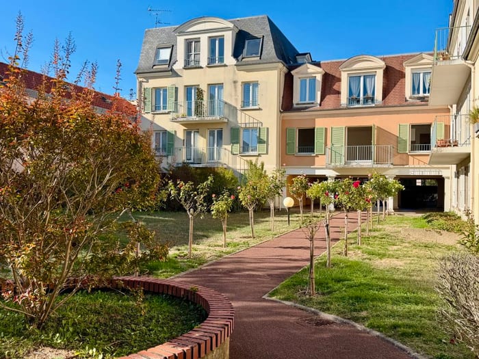 Appartement 5 pièces à Le Chesnay, Nouveau Chesnay, à louer
