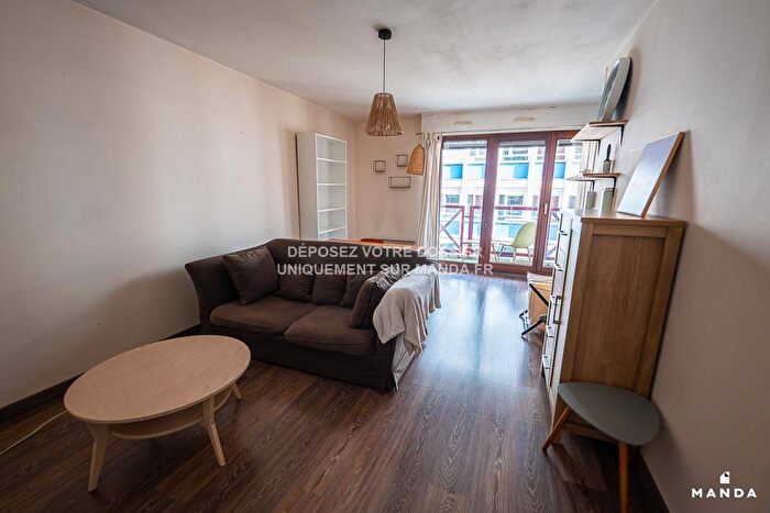 Wazemmes, Lille : Appartement 2 pièces à louer