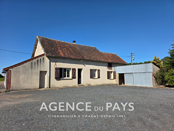 Saint-Maurice-sur-Aveyron : Maison 3 pièces à vendre