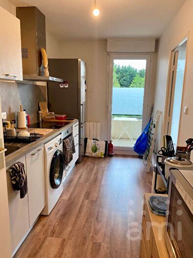 Appartement à louer - Centre Ville, Niort - 3 pièces - 2 chambres