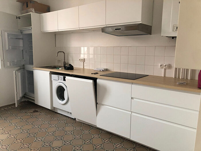 Appartement à louer - Riorges - 3 pièces - 2 chambres