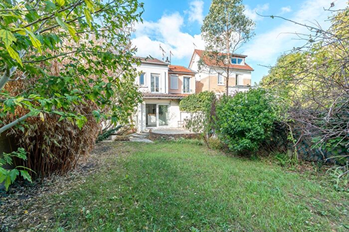 Fontenay-sous-Bois, Proche Bois de Vincennes, Rer A - Maison 7 pièces à vendre