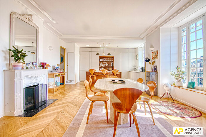 Versailles, Notre Dame : Appartement 6 pièces à louer