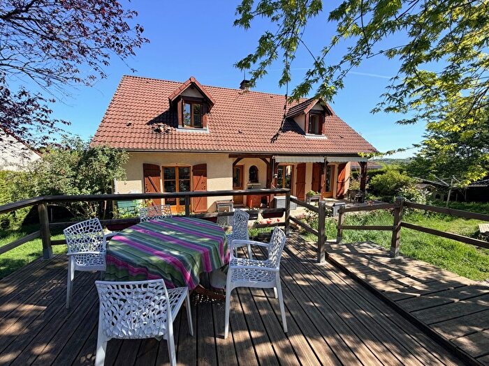 Prauthoy - Maison 7 pièces à vendre