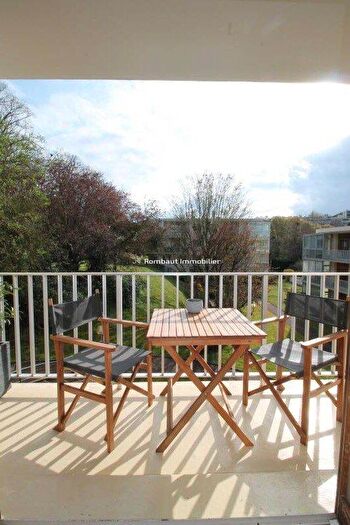 La Jonchère-Les Sablons, La Celle-Saint-Cloud : Appartement 4 pièces à louer