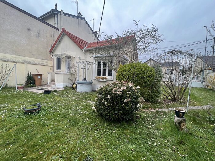 Maison à vendre - Le Raincy, Montfermeil, Grands Côteaux - 3 pièces - 1 chambre