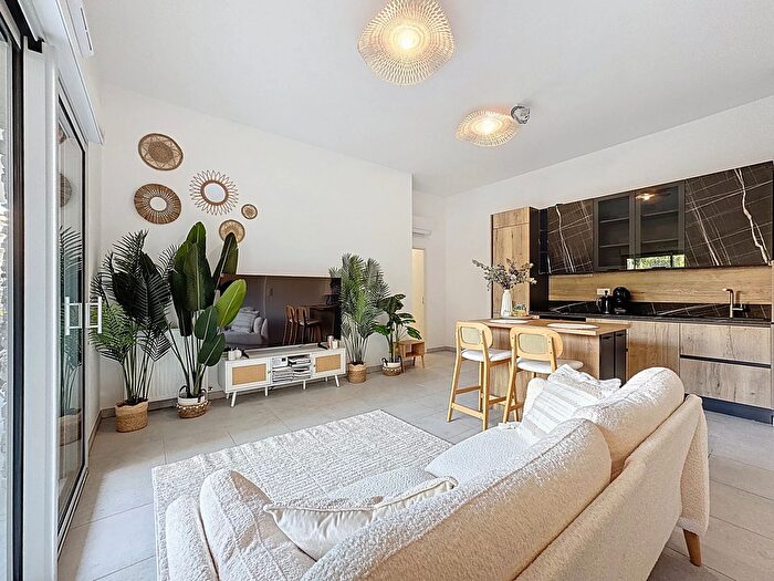 Appartement à vendre - Le Cannet, Rocheville, Colombier, Campelières - 4 pièces