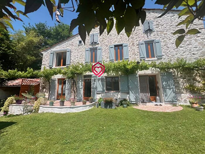 Maison à vendre - Saint-Pierre-de-Rivière - 7 pièces - 4 chambres