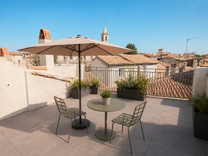 Maison 4 pièces à Arles, Centre-ville, à vendre