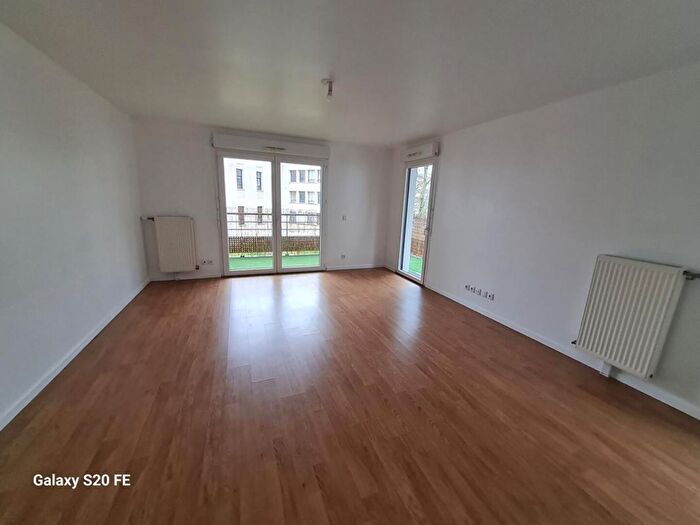 Appartement à vendre - Saint-Ouen-lAumône, Centre-ville, Prairie - 3 pièces - 2 chambres