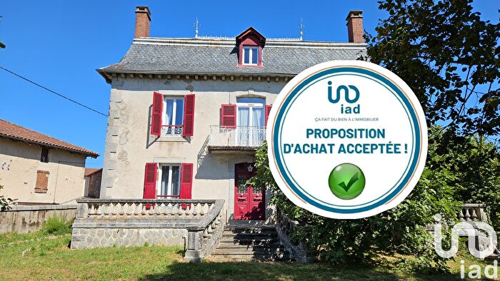 Maison à vendre - Saint-Étienne-de-Maurs - 7 pièces - 4 chambres