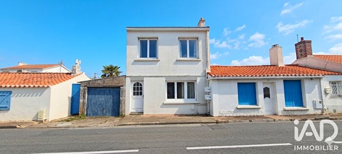 Beauvoir-sur-Mer : Maison 5 pièces à vendre