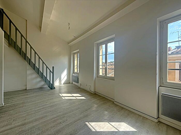 Salon-de-Provence - Appartement 1 pièce à louer