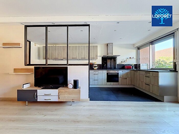Noisy-le-Grand, Centre-ville : Appartement 5 pièces à vendre