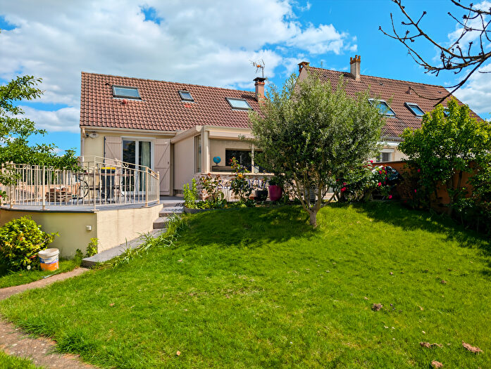Maison 5 pièces à vendre à Marolles-en-Hurepoix