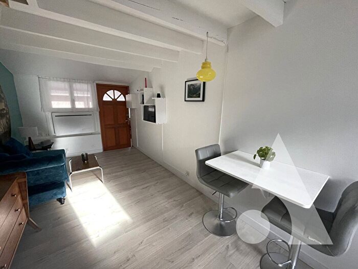 Appartement à louer - Vivieres, Villers-Cotterêts - 1 pièce