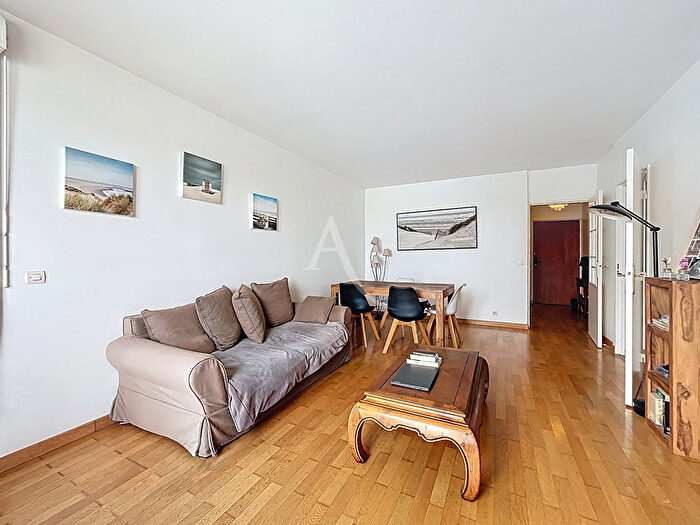 Appartement à vendre - Saint-Germain-en-Laye, Coteaux du Bel-Air, Maison-Verte - 3 pièces - 2 chambres