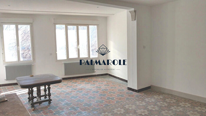 Appartement 5 pièces à louer à Perpignan, Bas Vernet, Clodion