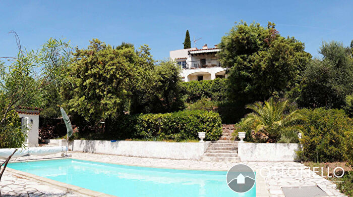 Maison 4 pièces à Roquebrune-sur-Argens, La Bouverie, à vendre