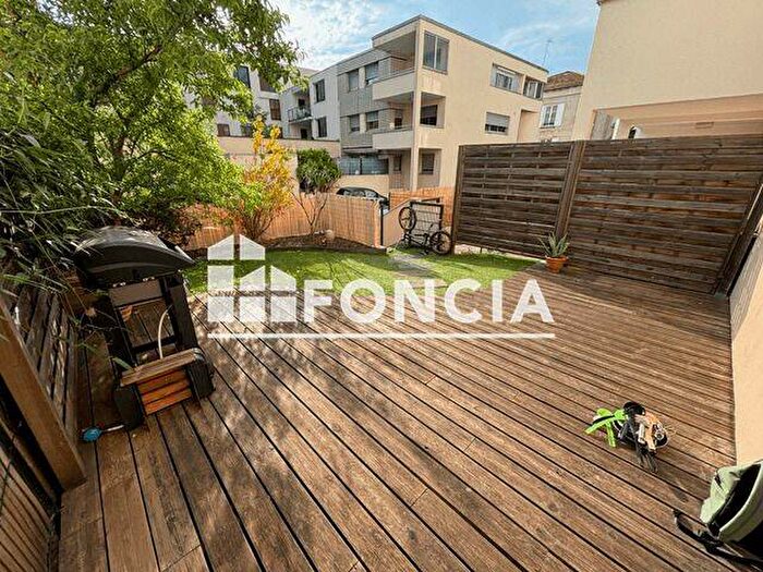 Trois Quartiers-Centre Ville, Poitiers : Appartement 4 pièces à louer