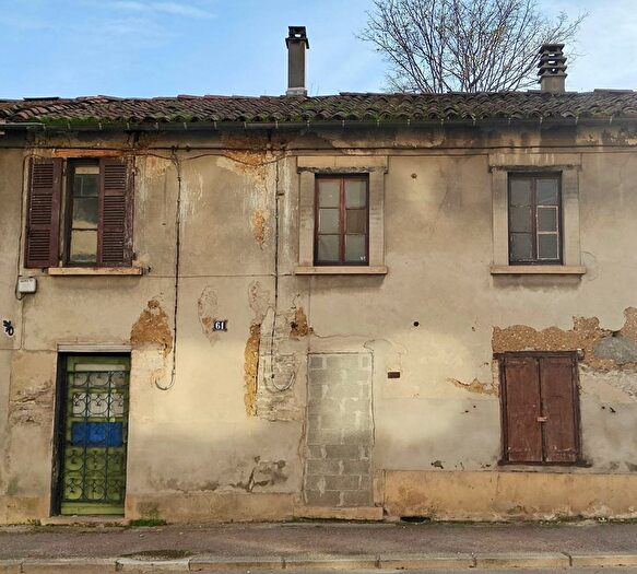 Maison à vendre - La Tour-du-Pin - 4 pièces