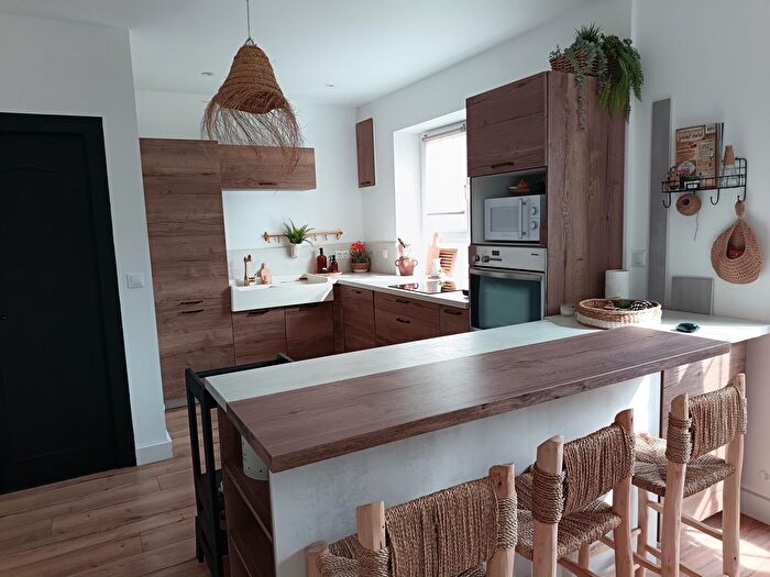 Maison à vendre - Vierzon, Bourgneuf - 5 pièces - 4 chambres