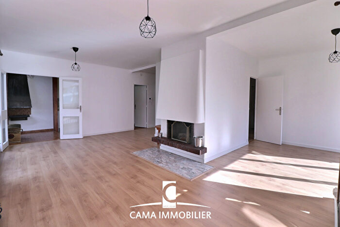Fontenay-le-Fleury, Plaine : Appartement 6 pièces à vendre